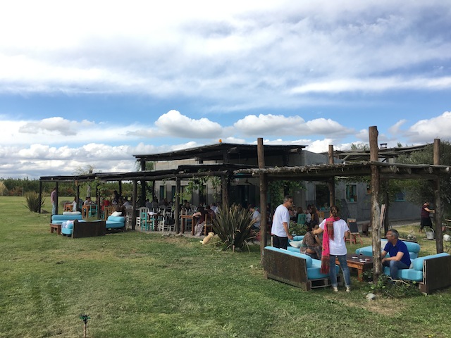 Tudo azul em Mendoza: a apaixonante Bodega La Azul