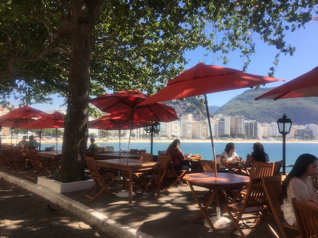 Café da manhã na Confeitaria Colombo do Forte de Copacabana e visita ao ...