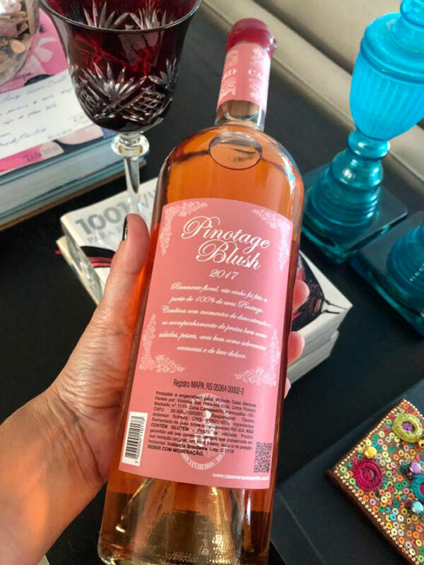 Brinde cor-de-rosa: 12 vinhos rosés brasileiros pra provar